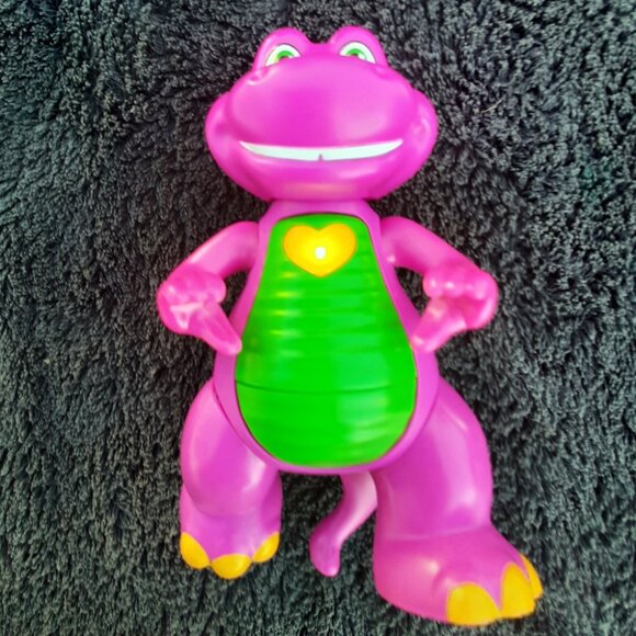 Fisher-Price | Toys | Fisherprice Barneys World Heart Hands Barney Toy ...
